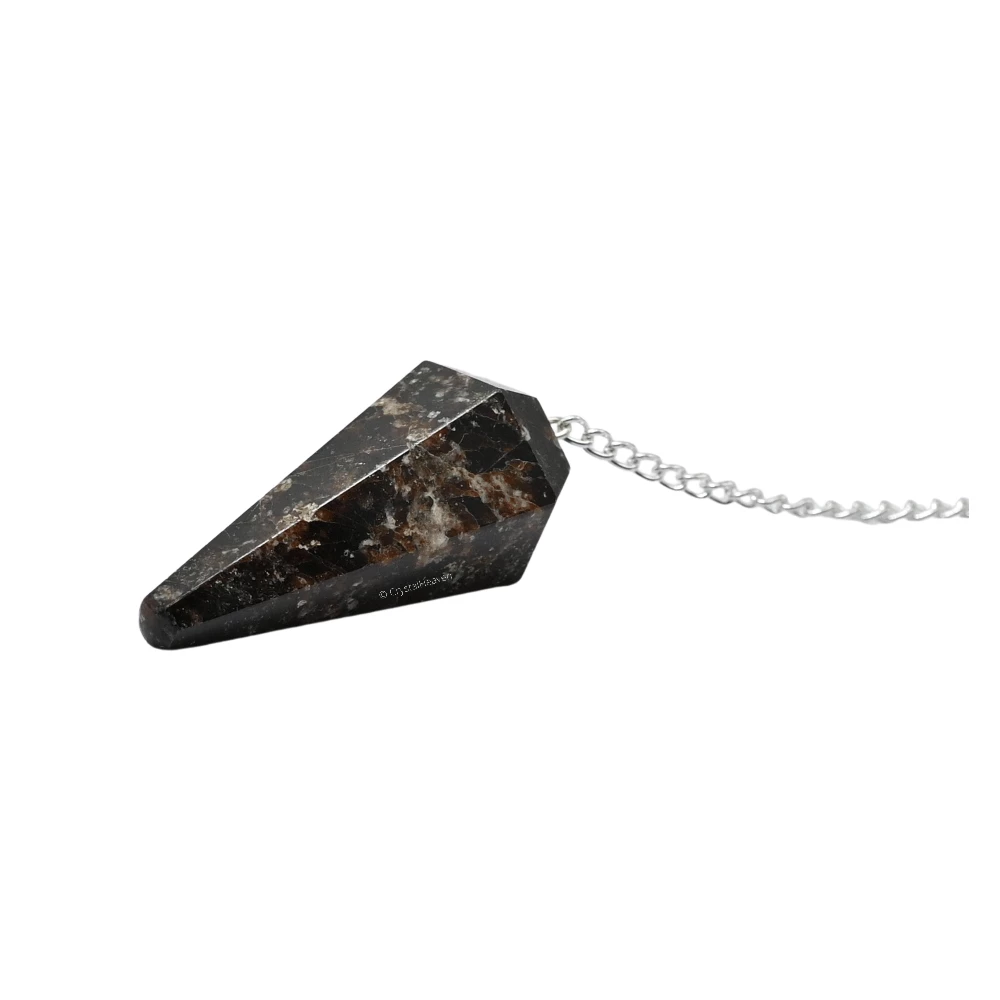 Garnet Pendulum - Premium Crystal Dowsing Pendulums - Crystal Heaven